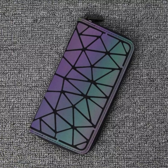 Ankarasbest | Bags | Brand New Luminous Wallet Hologram Geometric Purse ...
